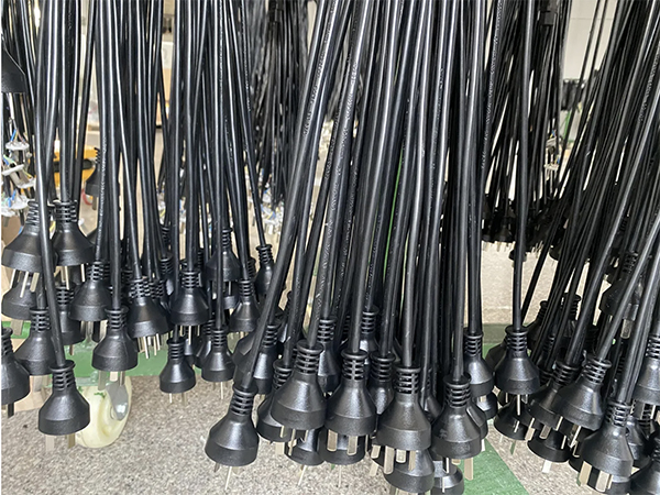 阿根廷IRAM 2073三芯电源线